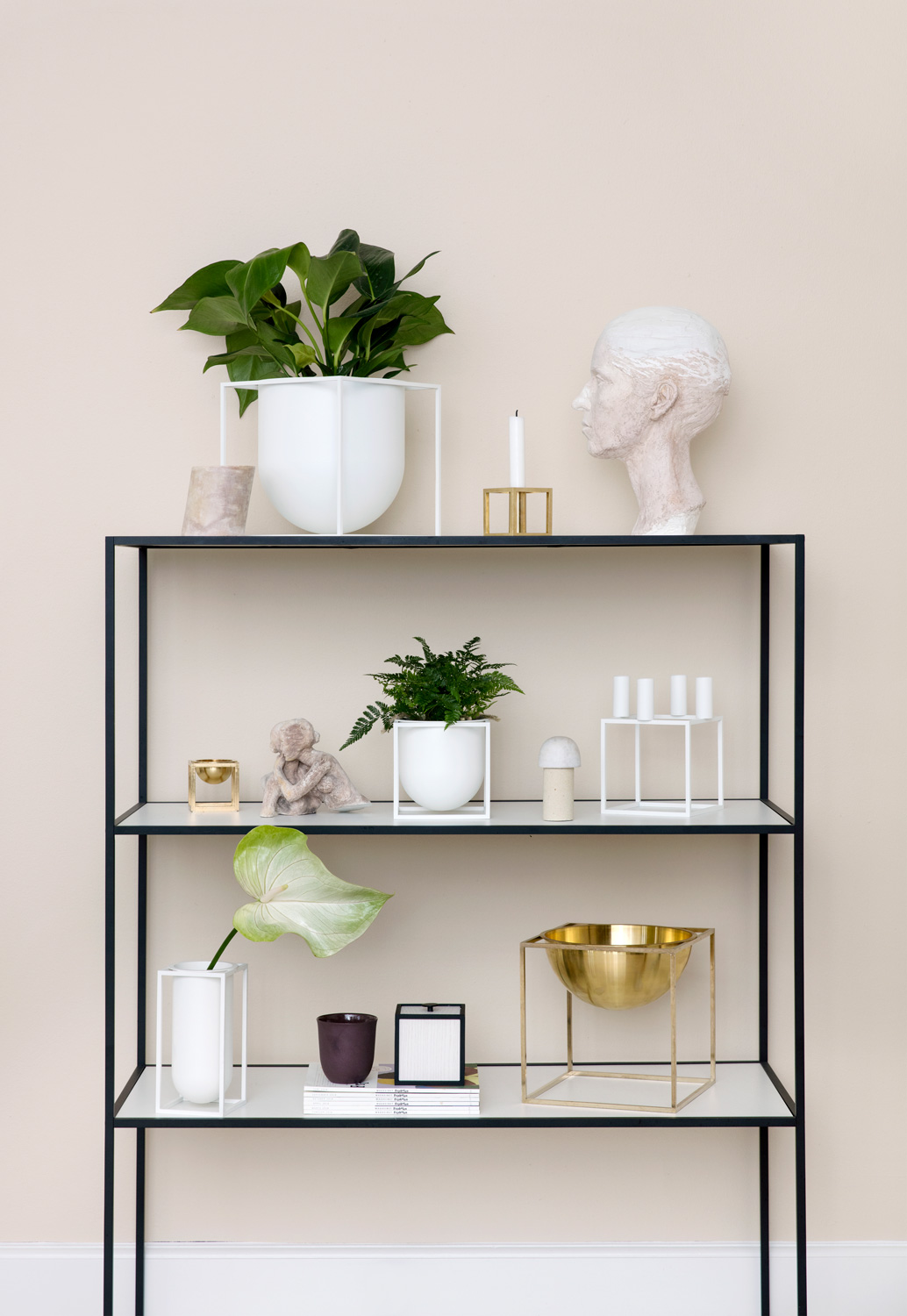 Kubus Flower Pot 14, white from Audo Copenhagen | RoyalDesign Kubus Flower Pot 14, white from Audo Copenhagen | RoyalDesign